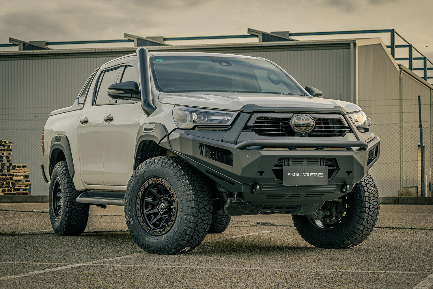 Toyota hilux rogue bull bar store