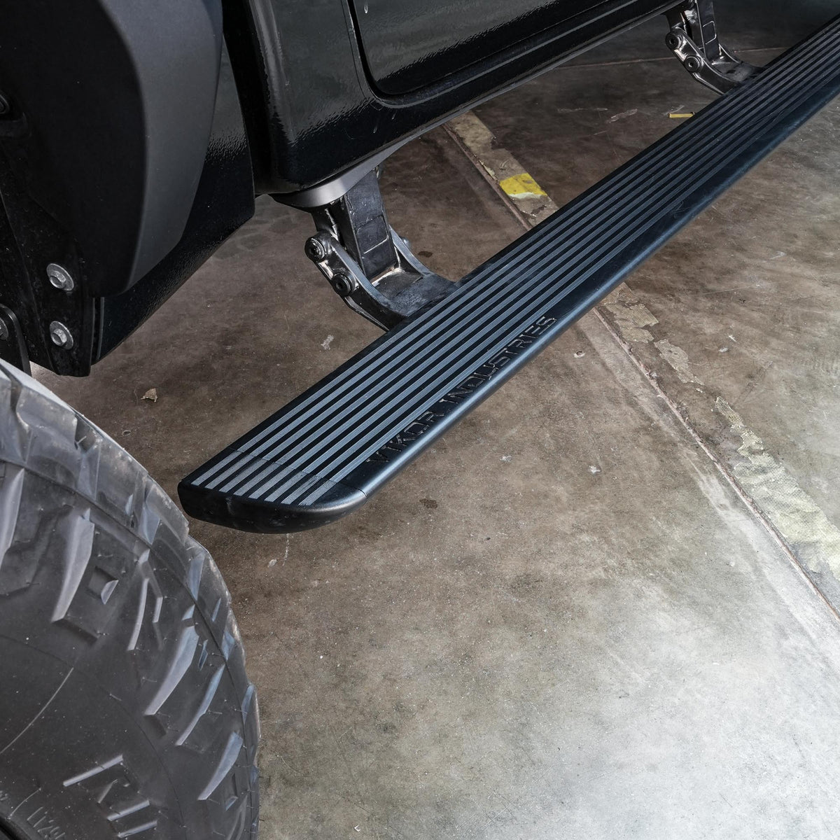 Electric Side Steps for 4x4 | Retractable, Sleek & Tough | VIKOR INDUSTRIES