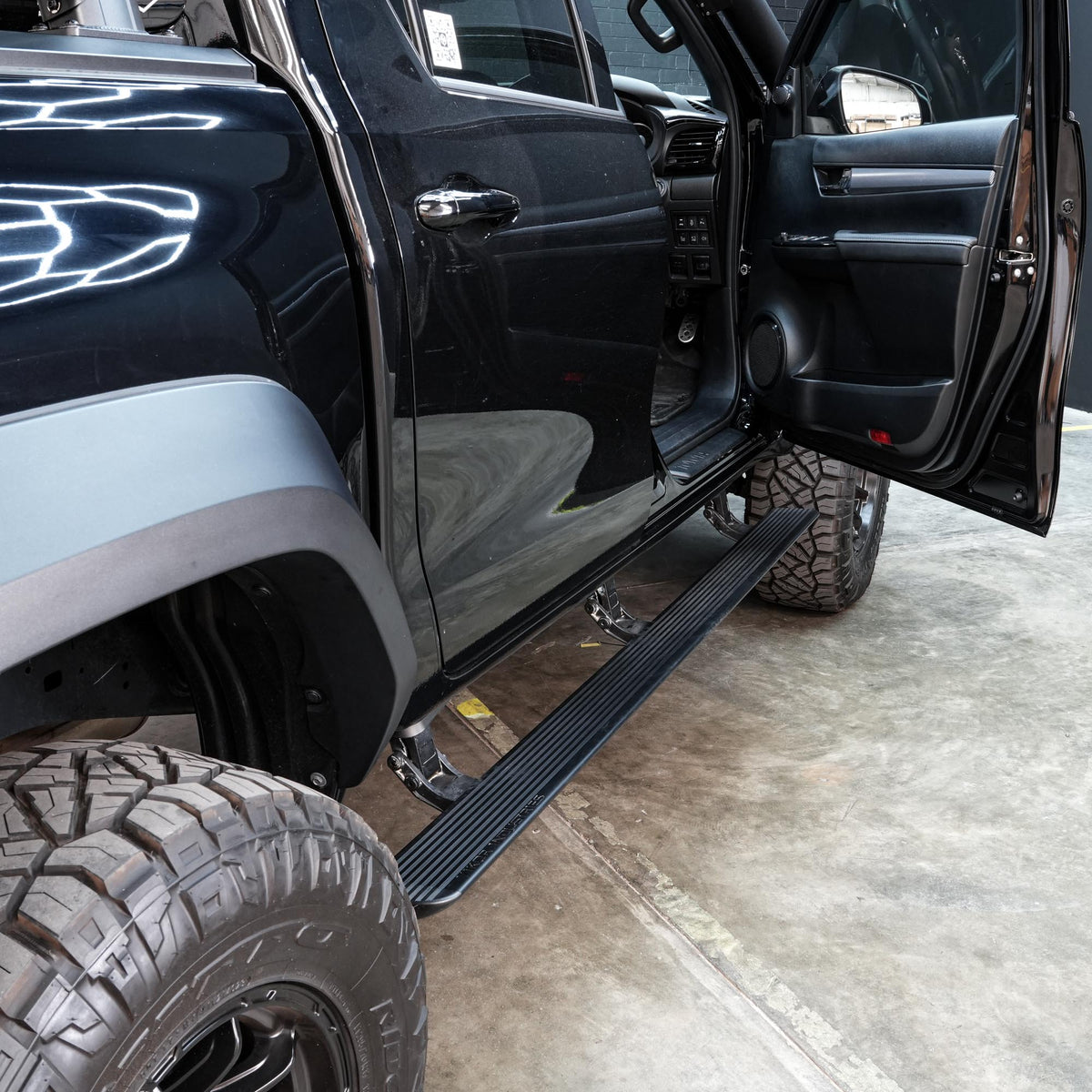 Toyota Hilux Electric Side Steps N80 - VIKOR INDUSTRIES