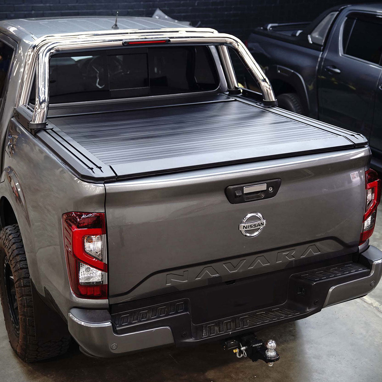 Nissan Navara Pro4x (2022+) Electric Roller Shutter | VIKOR INDUSTRIES