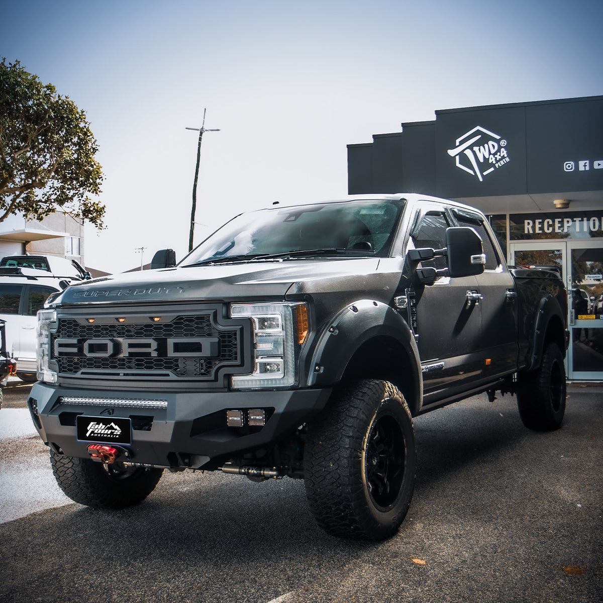Ford 250 Bull Bar - Fab Fours Australia Matrix Front Bumper – VIKOR ...